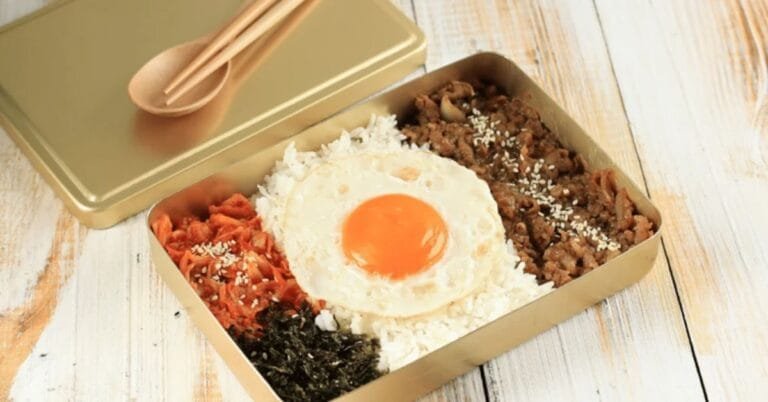 A Delicious And Balanced Korean Dosirak Lunchbox